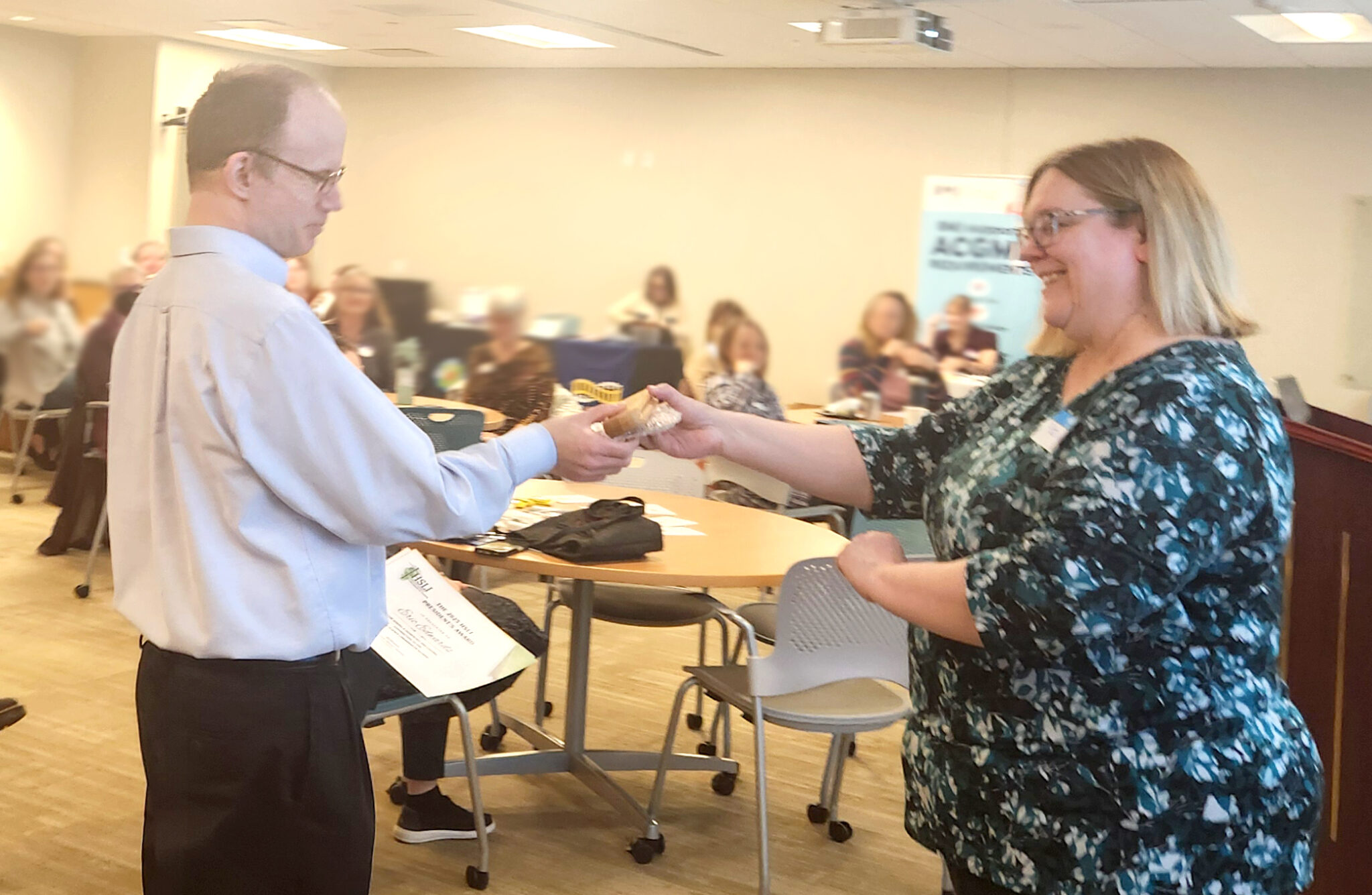 Eric Edwards Receives President’s Award – Health Science Librarians of ...